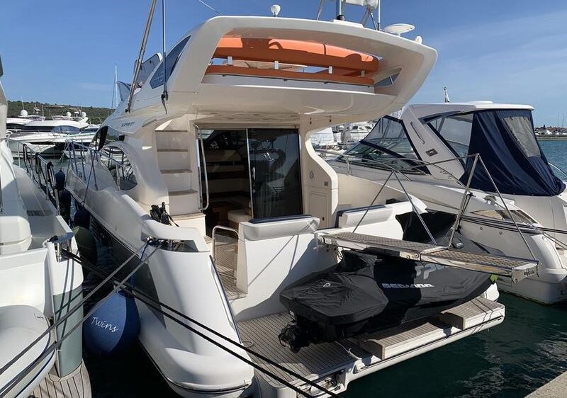 Azimut 43 fly - second hand motor yacht for sale in Croatia - Yacht ...