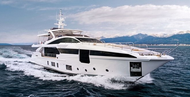 Azimut Grande 35M ID4713 - Megayacht in marina Split for charter in Croatia
