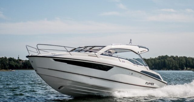 Flipper 900 ST - iates a motor para frete na Croácia